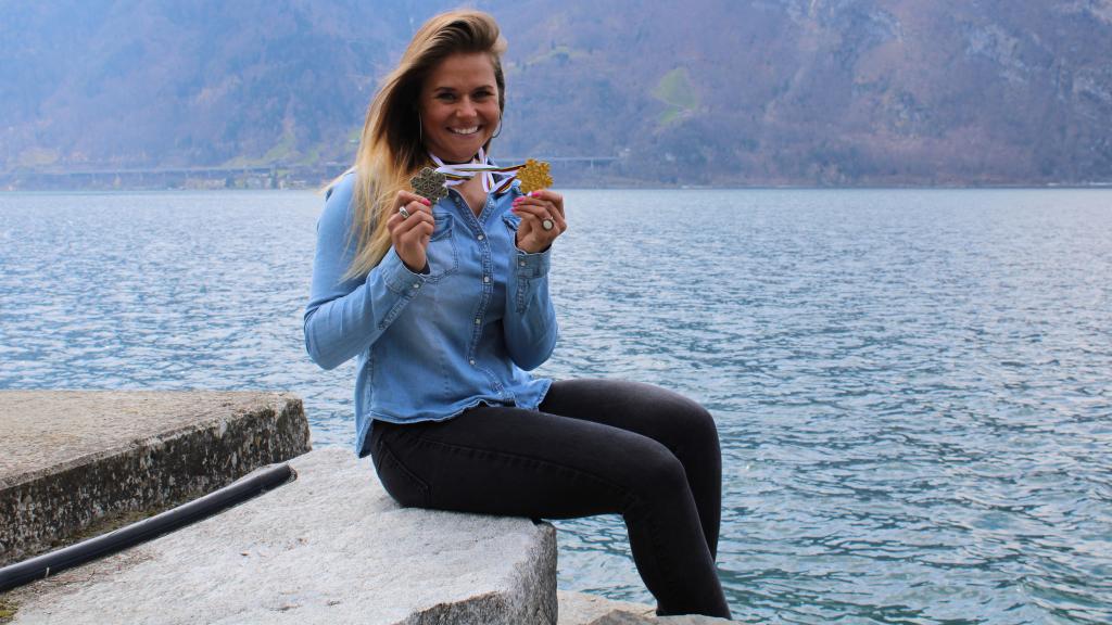 Corinne Suter über ihren Weltmeistertitel, ihre Ziele und den Kanton ...