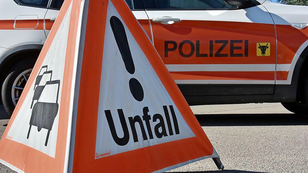 Selbstunfall am Sustenpass fordert hohen Sachschaden - Urner Wochenblatt