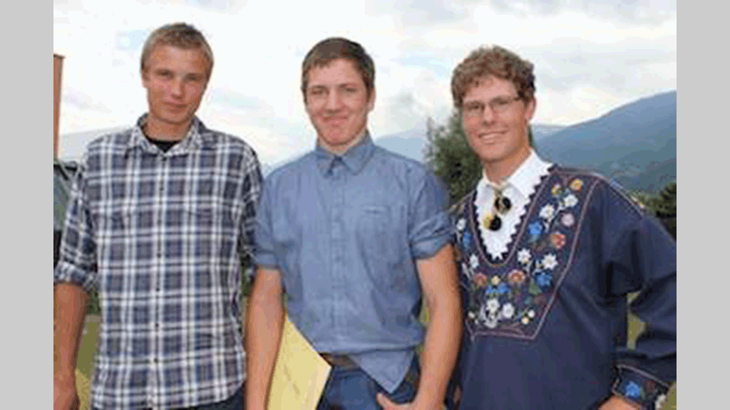 Drei Urner Landwirte diplomiert - Urner Wochenblatt